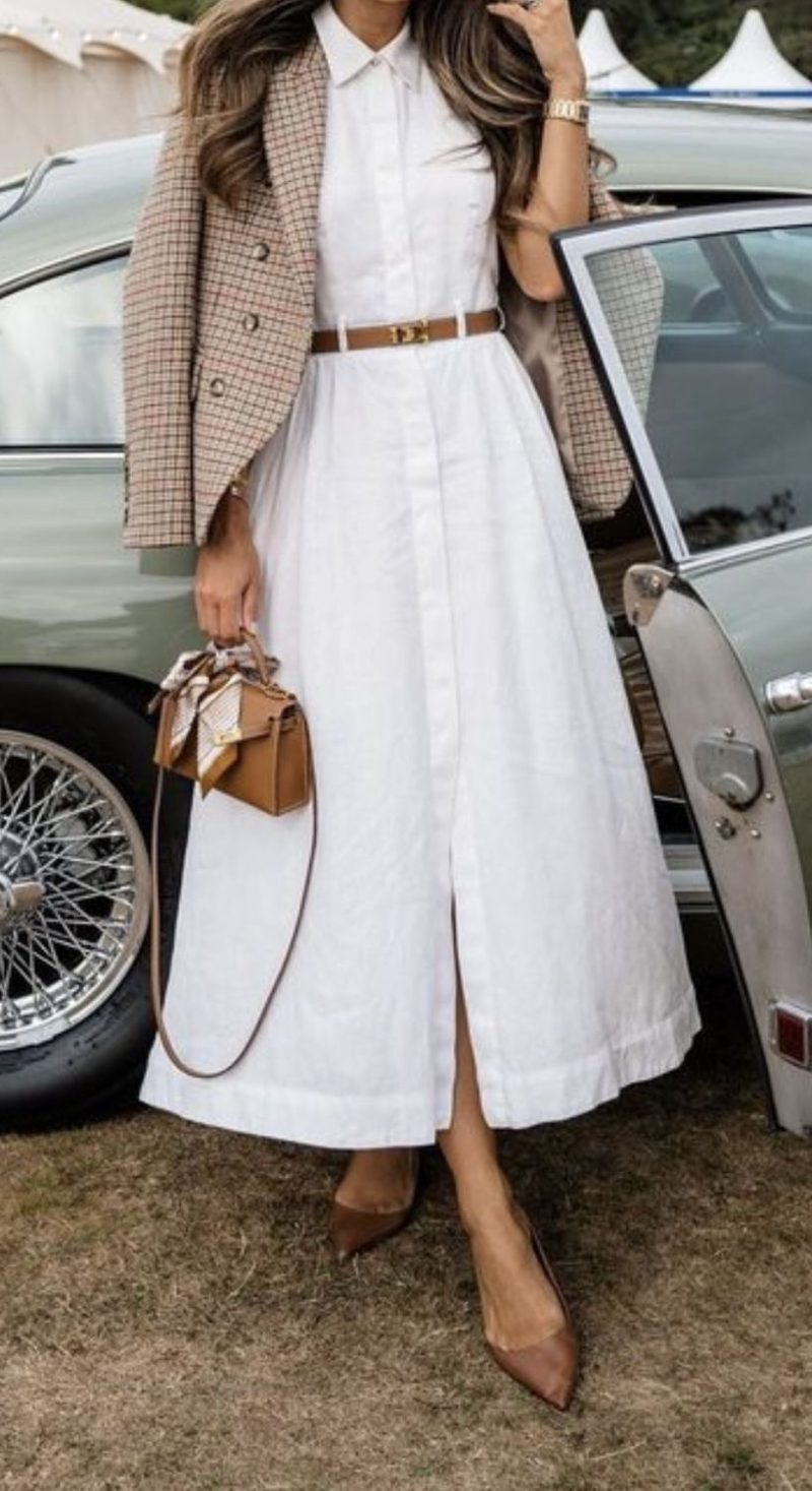 10 Old Money Outfits for Women